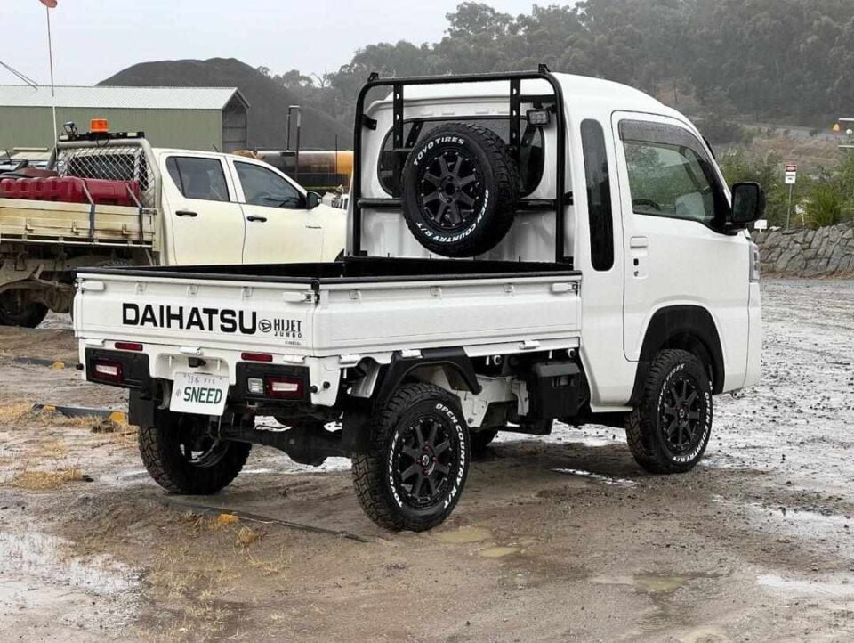 The Daihatsu Hijet - Kei Truck Connect